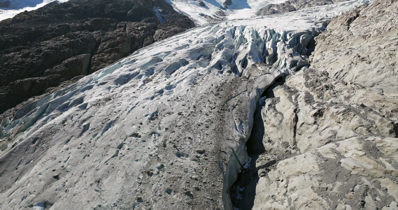 Discover Gauli Glacier, a story-driven footage | Artlist